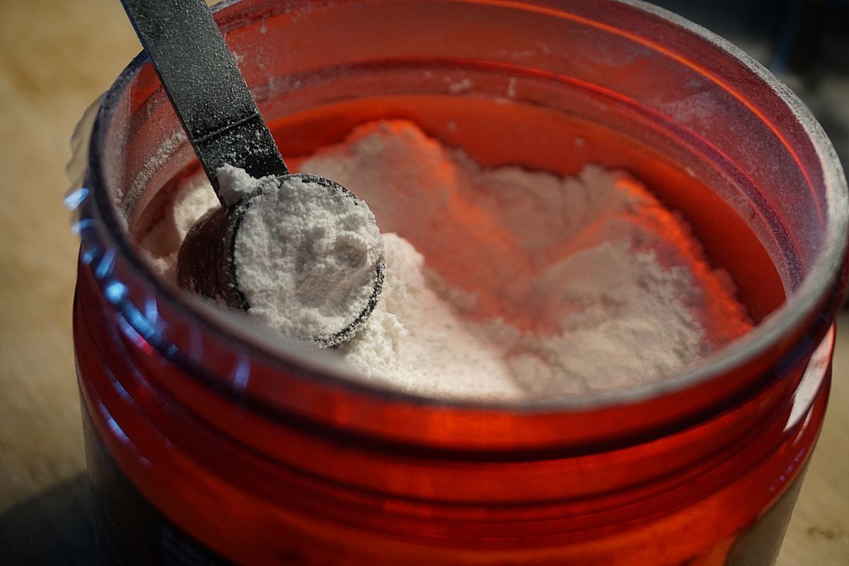 Can You Bring Protein Powder On A Plane? - Track Flight